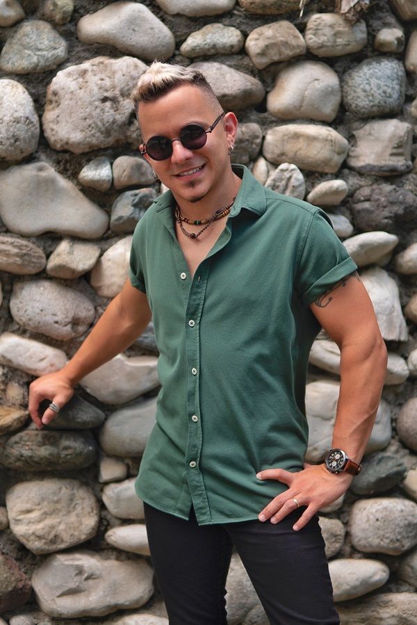 Omar Quezada, un artista que lleva el caribe en sus venas