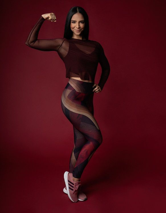 ¡Vístete como Leisy Fit mientras trabajas en tu nueva meta!