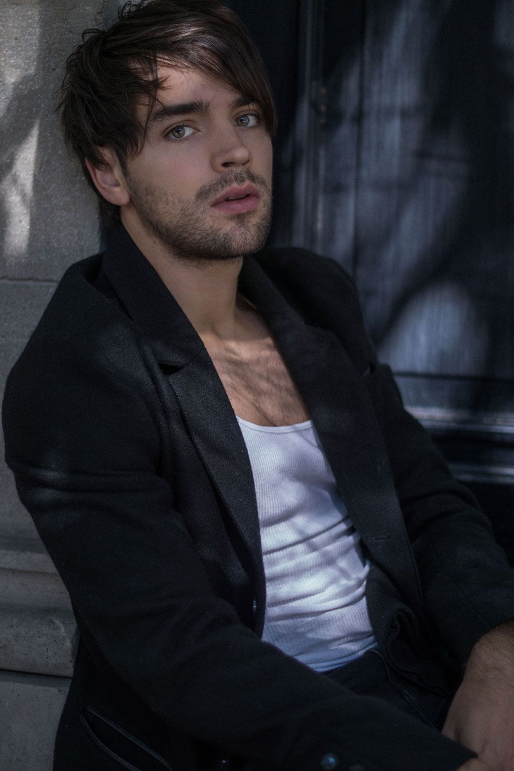 El argentino Leo Deluglio debuta en Netflix con “¿Quién mató a Sara?”
