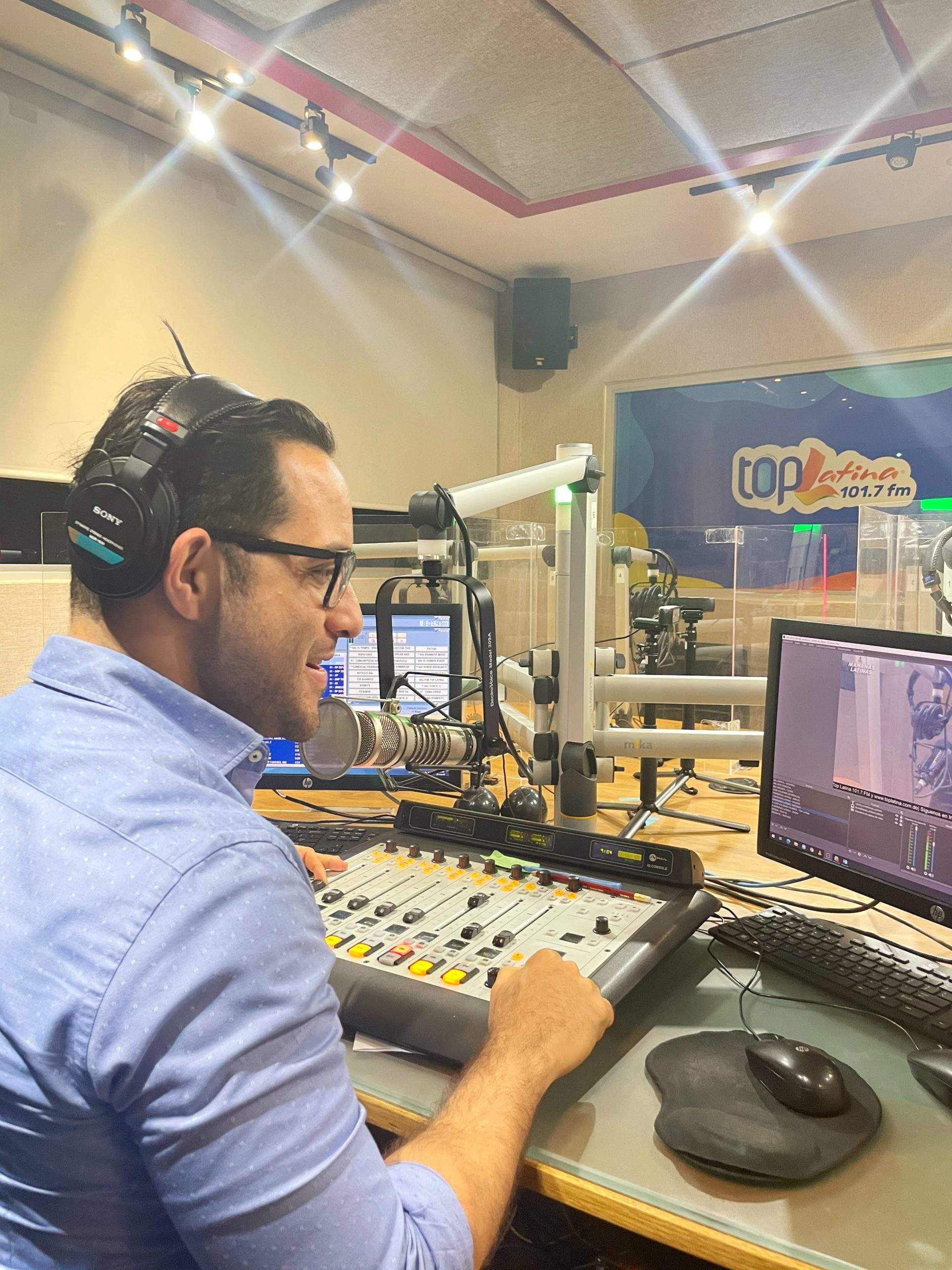 Raeldo López regresa a la radio con “Cambio y Fuera" por Top Latina 101.7FM
