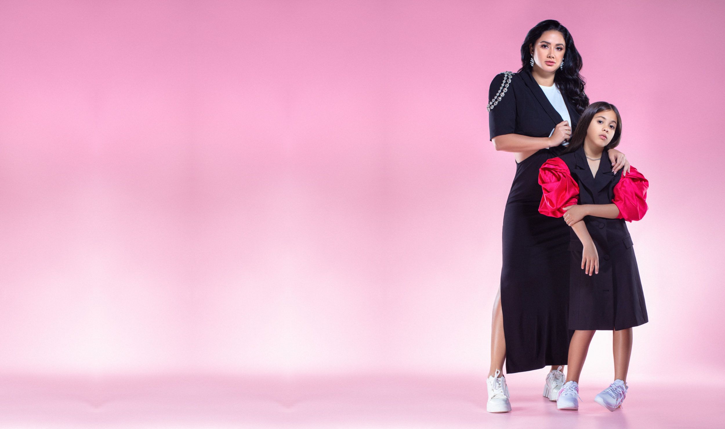 De tal palo...Las Fiallo posan ante nuestro lente