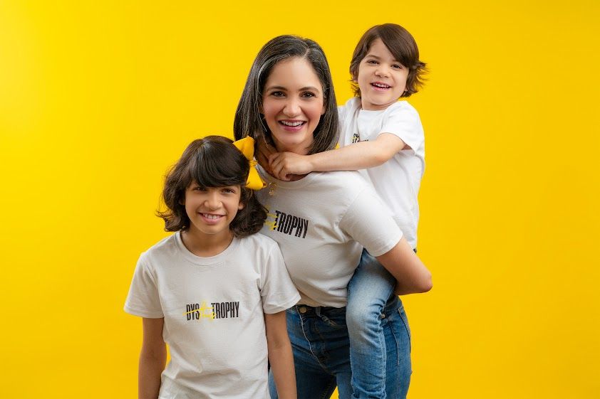 Claudia Espinal, la madre que se volvió influencer después del diagnóstico a su hijo con "Duchenne"