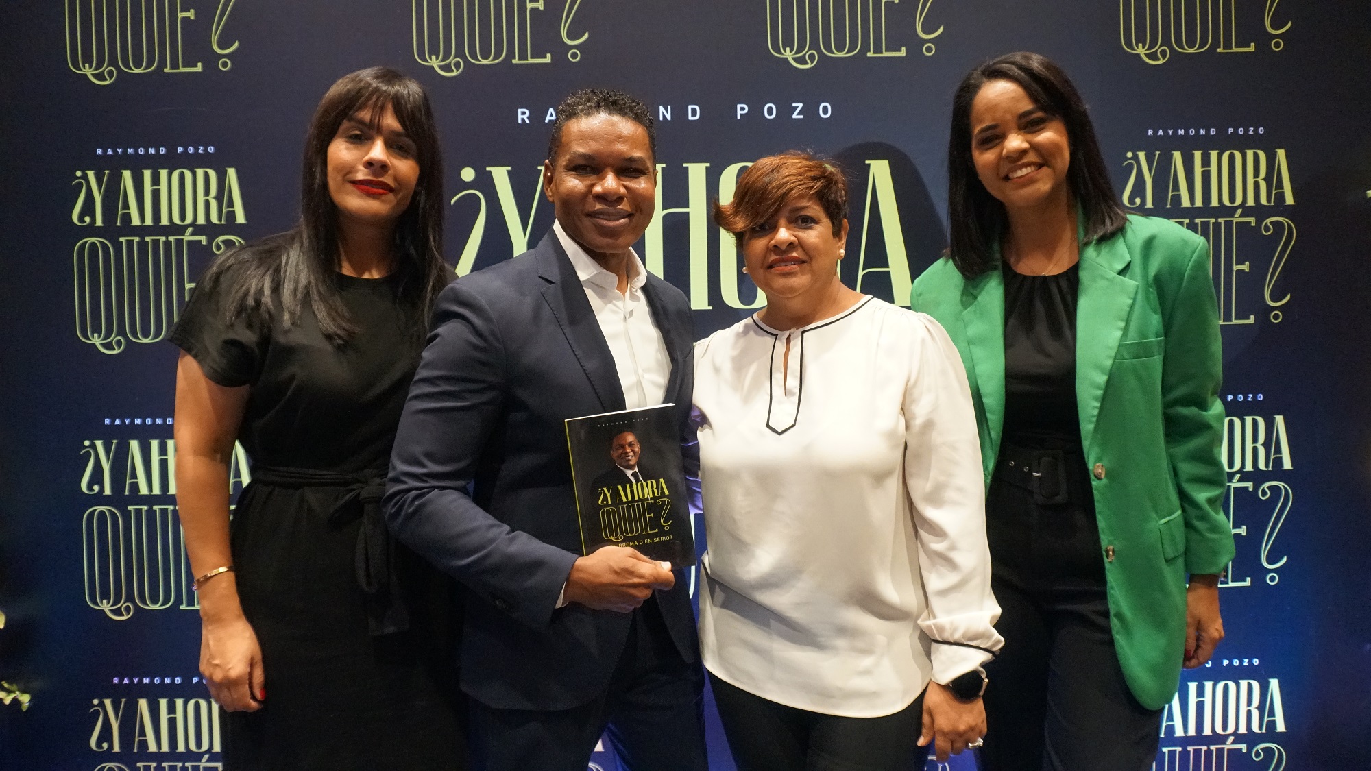 Raymond Pozo estrena su primer libro: ¿Y ahora qué?