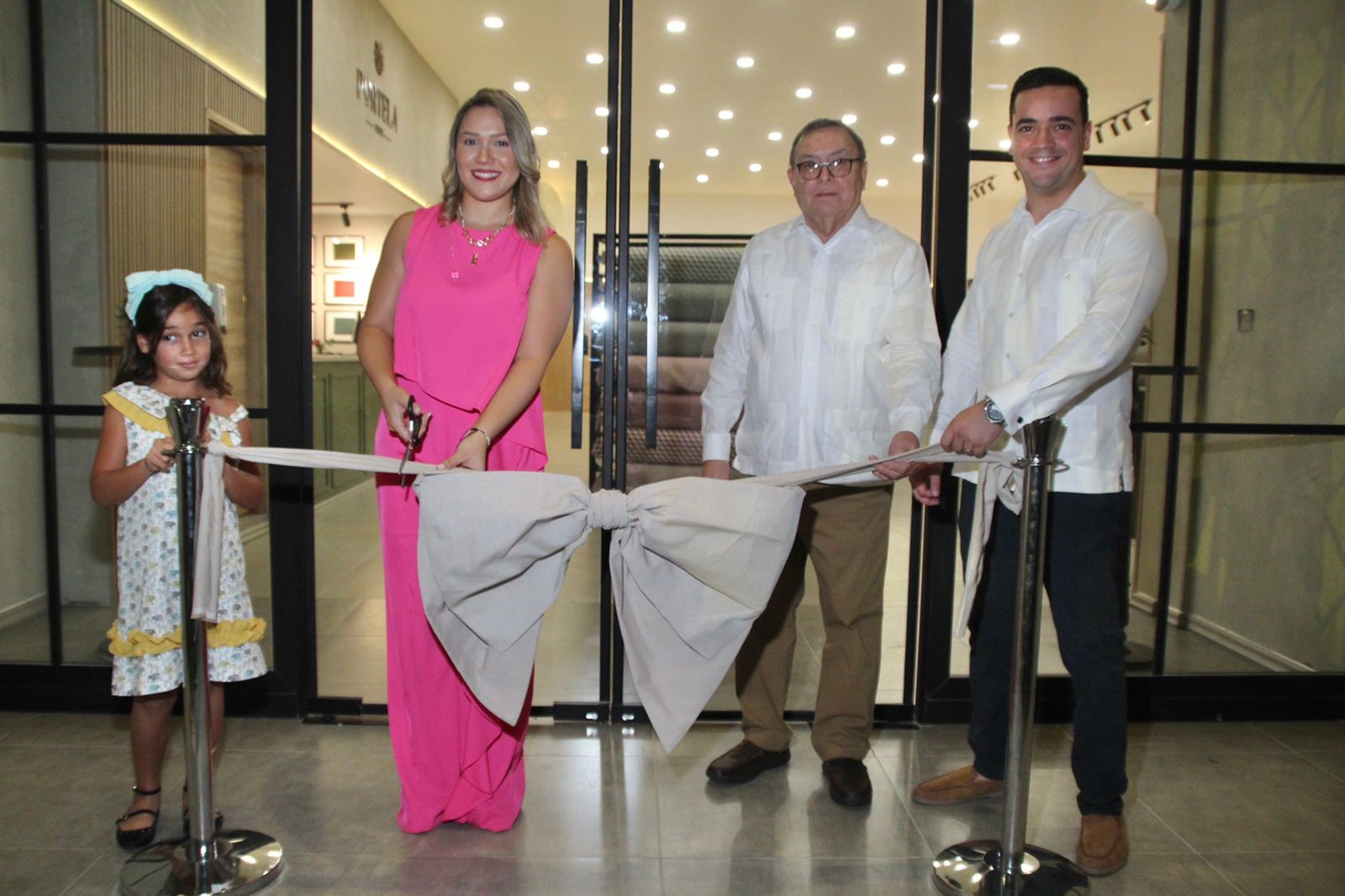 Portela Textil inaugura nueva tienda en Piantini