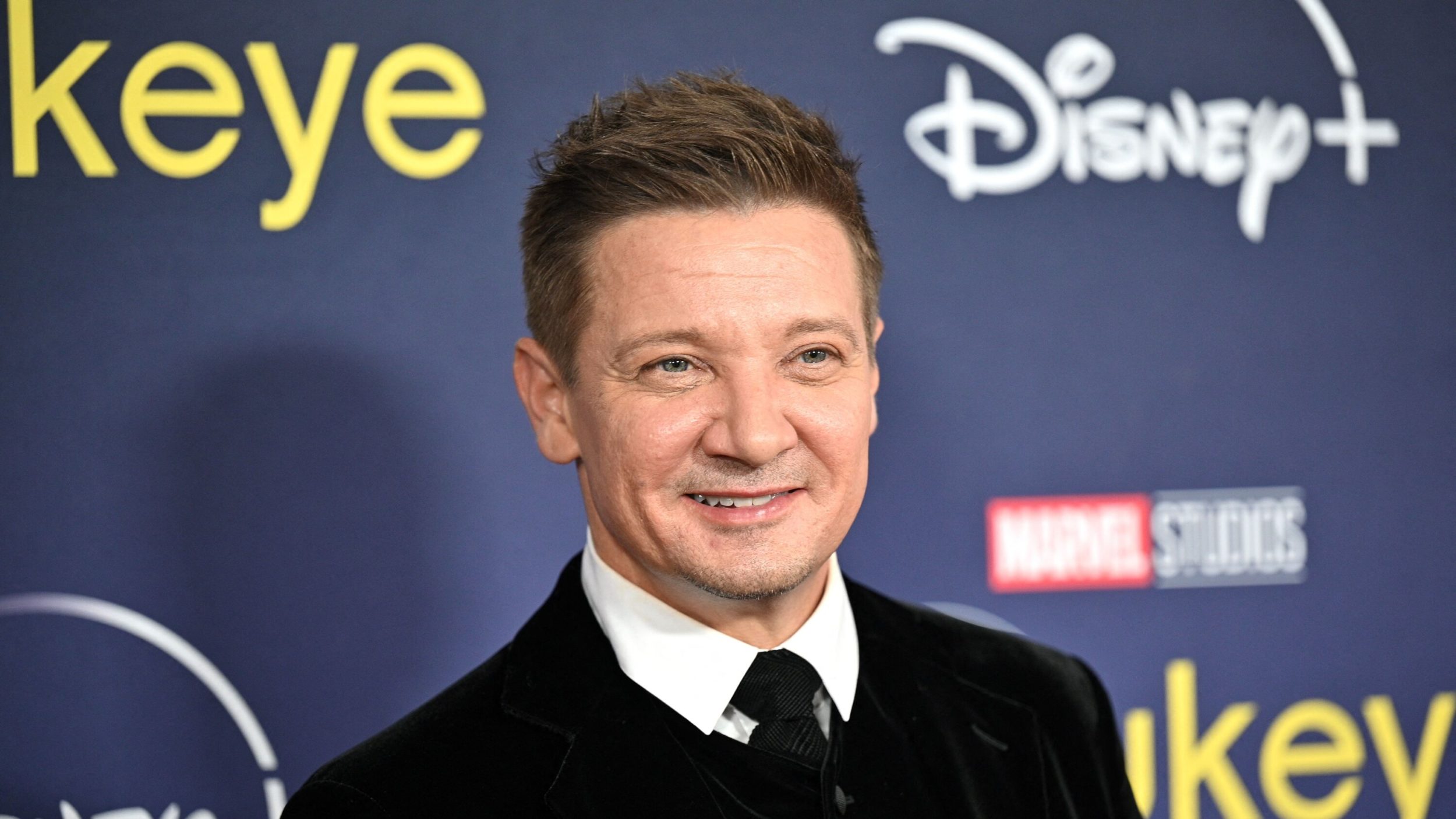 El actor Jeremy Renner en proceso de recuperación