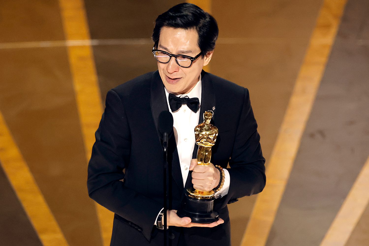 La impactante historia del ganador del Oscar, Ke Huy Quan