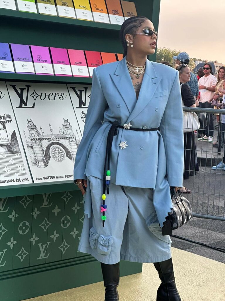 Tokischa se da cita a la colección de Pharrell y Louis Vuitton