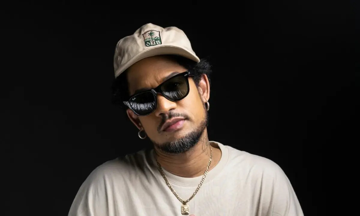 Vakero Deslumbra con su Nuevo Sencillo “Vaso Fom” y Llama a la ...