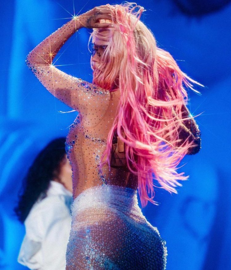 Karol G estrenará documental en Netflix de su gira MSB