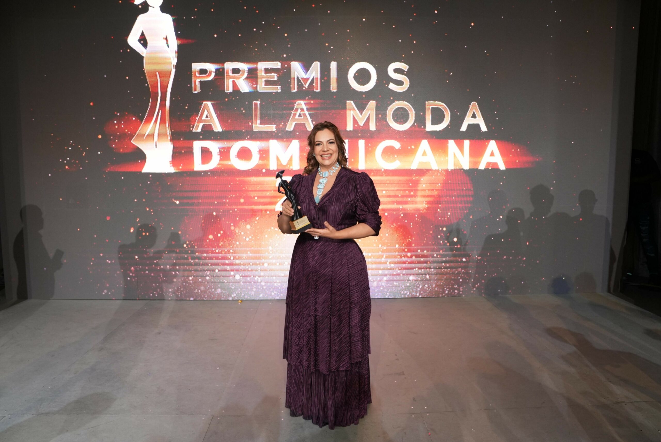 Gisselle Mancebo recibe el galardón “Diseñadora de Joyas” en los ...